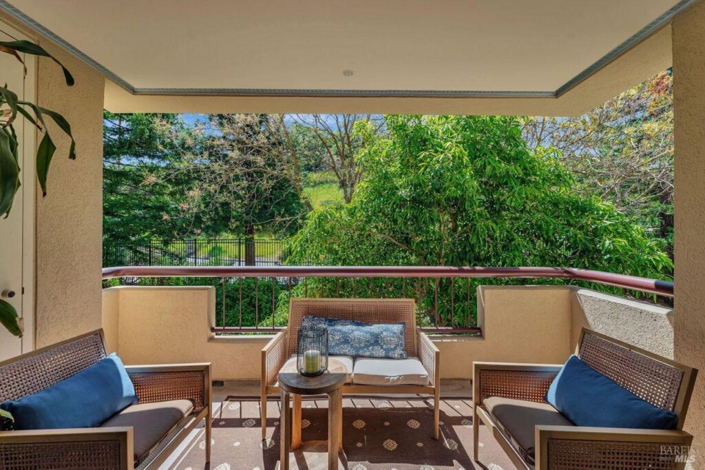 SMITH RANCH MARKETING - Luxury Retirement Homes for Sale